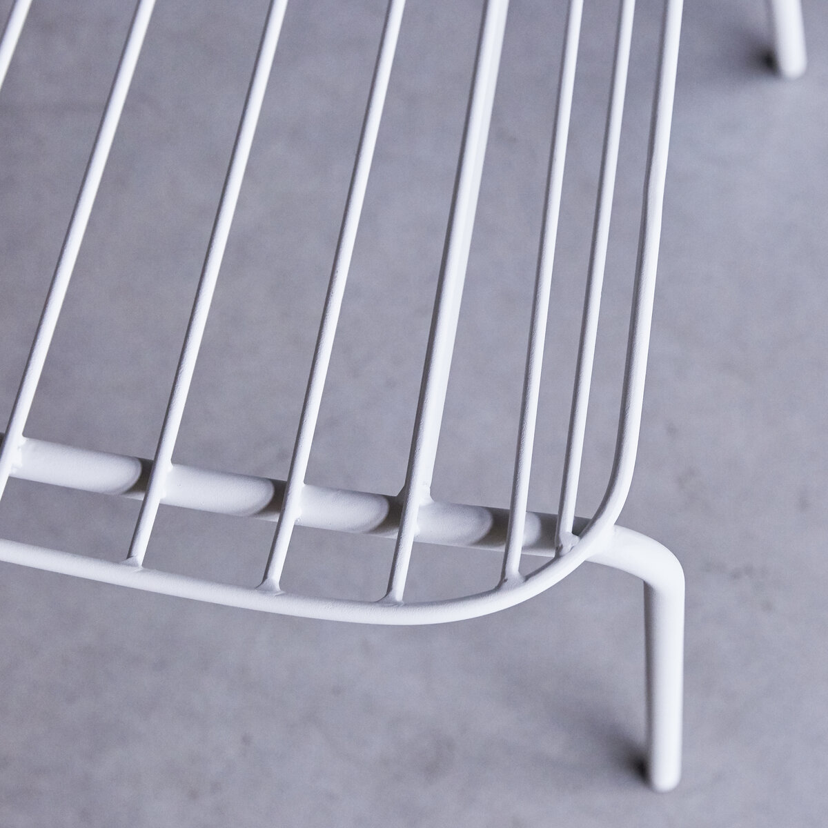 Chair in white metal - Seating sold at Tikamoon