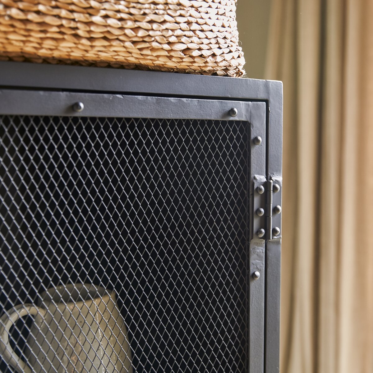 Metal wardrobe - Bedroom storage furniture - Tikamoon