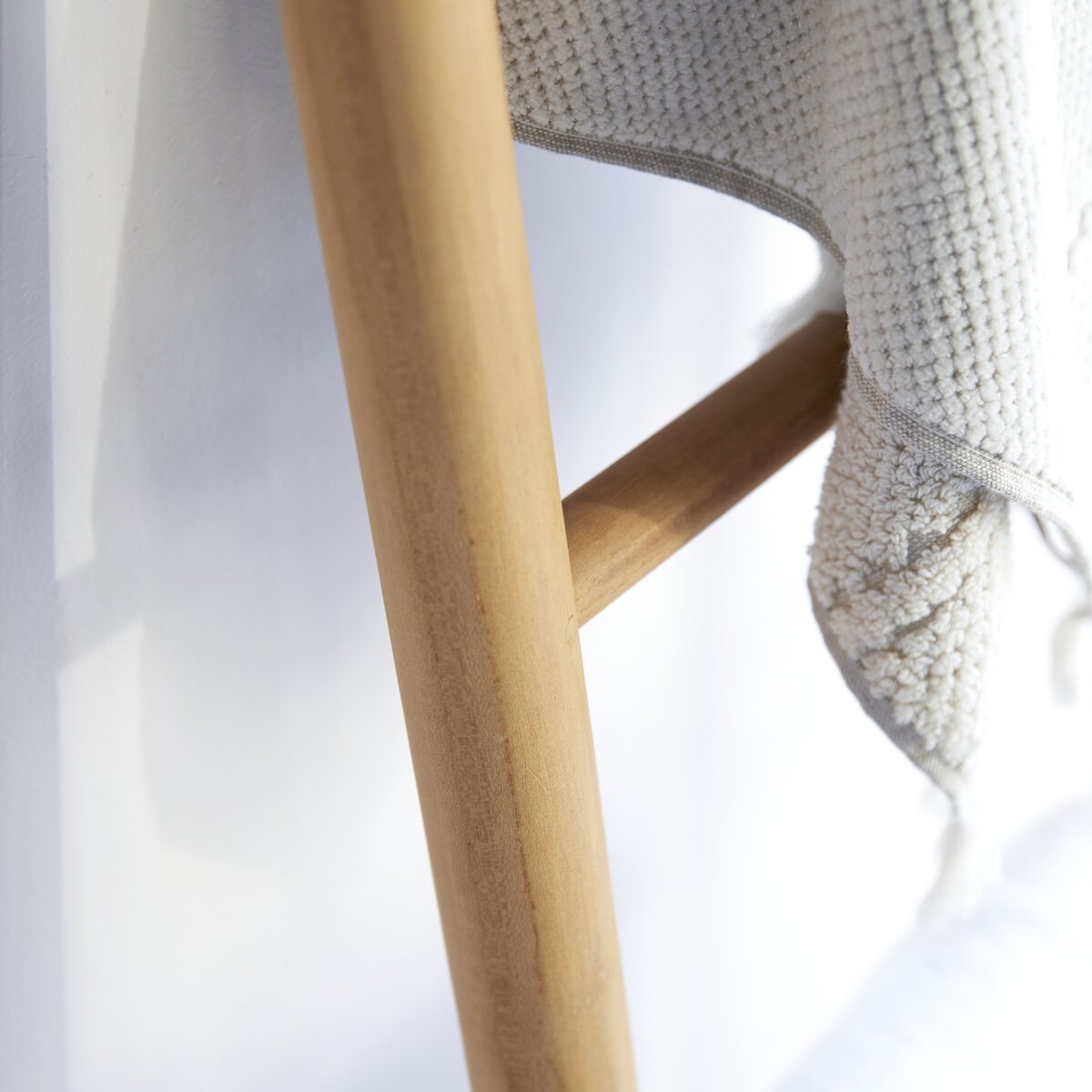 Teak ladder 170 cm - Bathroom towel rail - Tikamoon