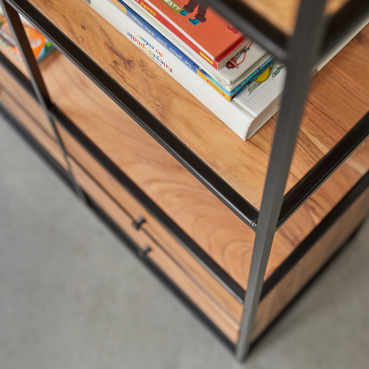 Acacia and metal bookcase 175 cm - Bedroom storage - Tikamoon