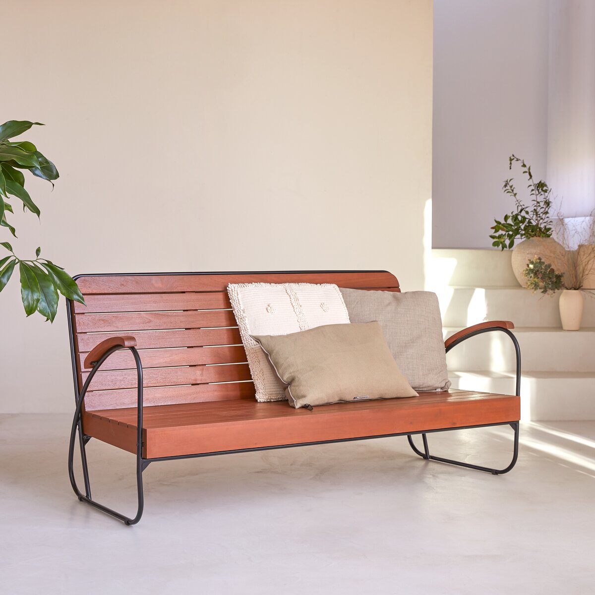 Acacia wood bench 165 cm - Living room 3-seater seating - Tikamoon