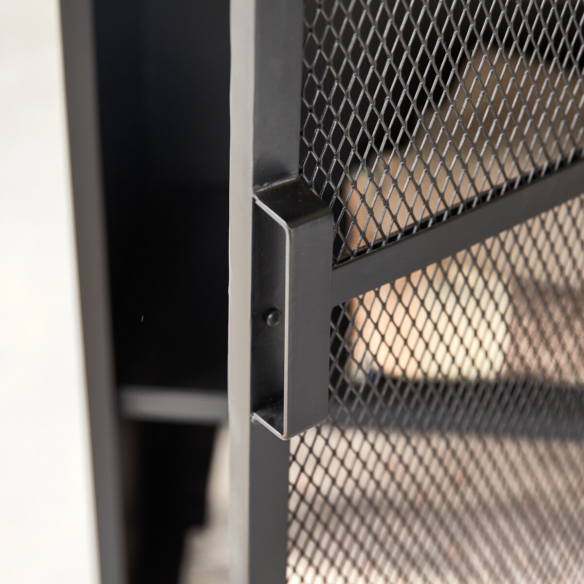 Zwarte metalen kinderkast 175 cm - Opbergmeubilair voor de slaapkamer ...