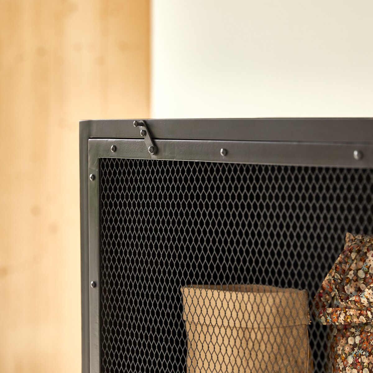 Zwarte metalen kinderkast 175 cm - Opbergmeubilair voor de slaapkamer ...