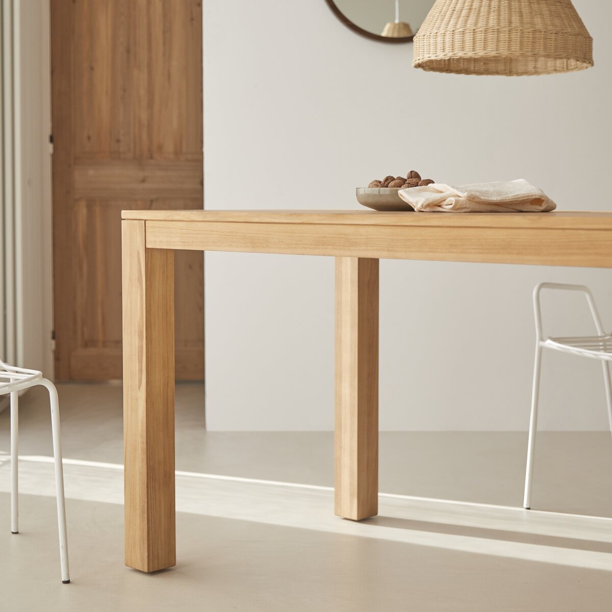 Table salle à manger en teck 150 x 75 cm - Mobilier séjour - Tikamoon