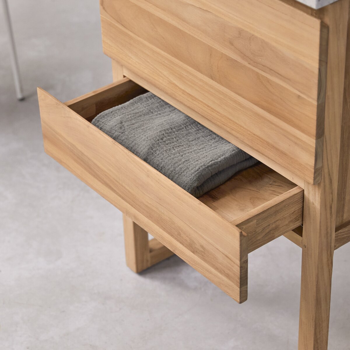 Meuble en teck et terrazzo moon 60 cm - Salle de bain - Tikamoon