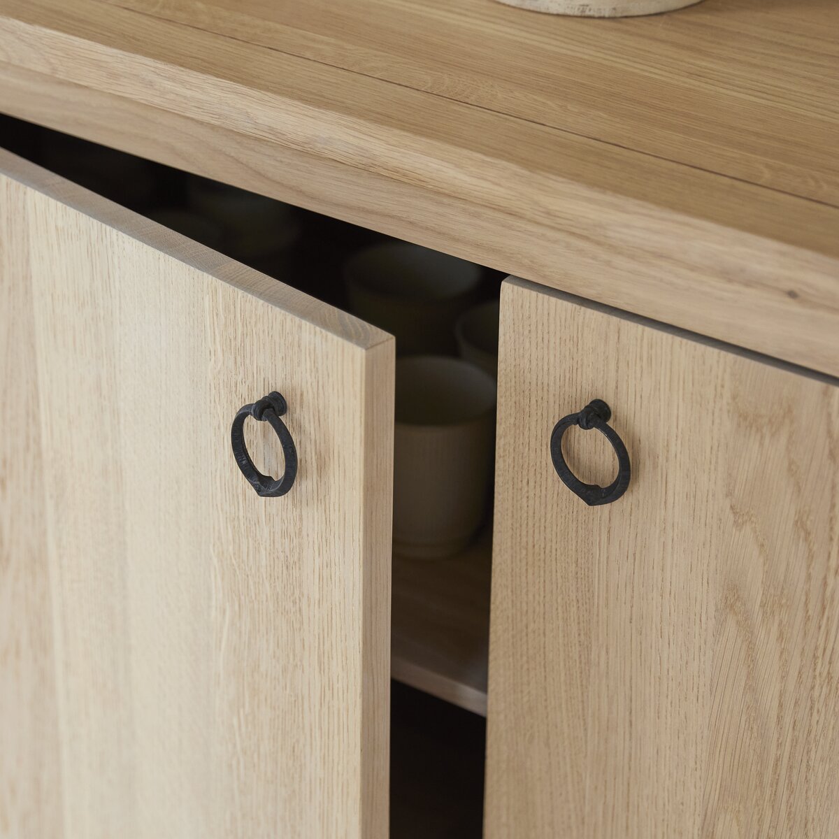 Buffet en chêne massif 180 cm - Rangements pour le séjour - Tikamoon