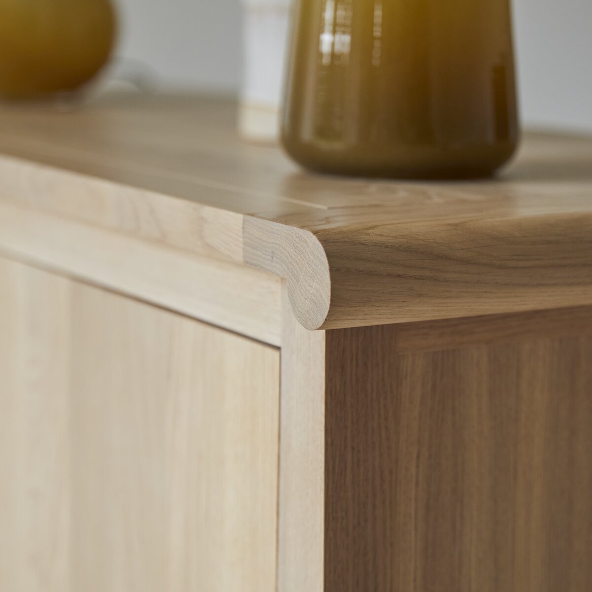 Solid oak Console table - Living room / Console Tables - Tikamoon